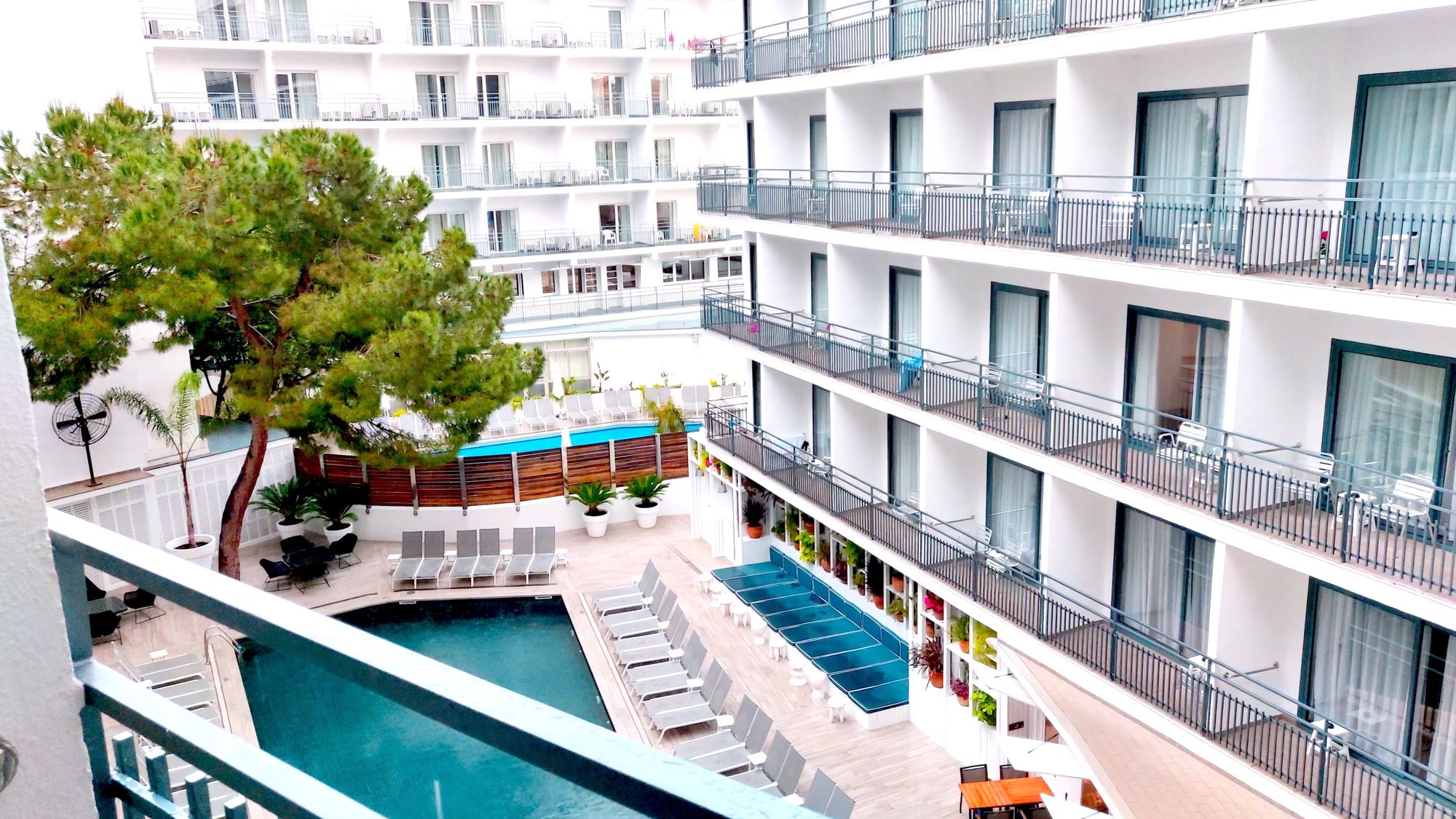 Hotel review: Hotel Delamar 4* Adults Only - Lloret De Mar, Spain